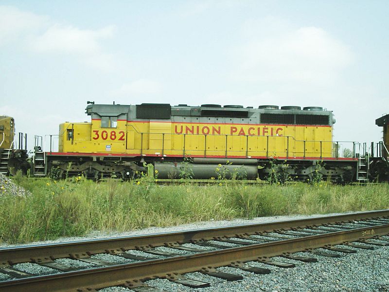 UP SD 40-2 3082